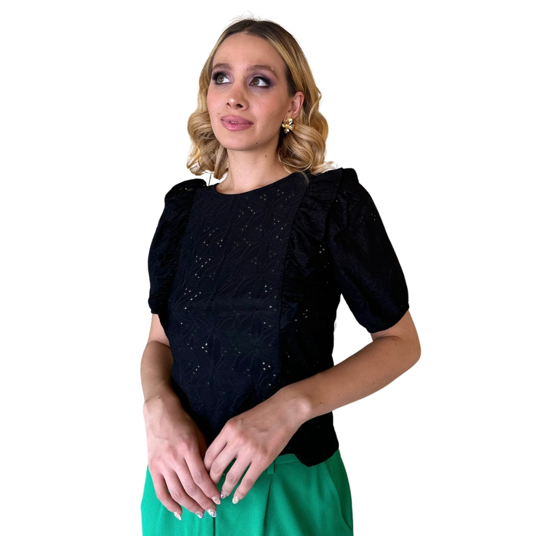 Cecilia | Blusa bordado inglés negra – Karsen Stil